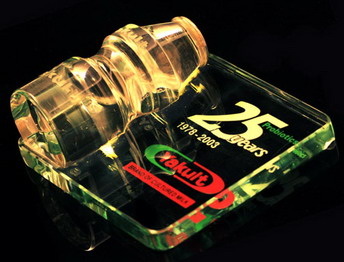 Corporate Giveaways | Paperweights | Glass Etching | Corporate Souvenir ...