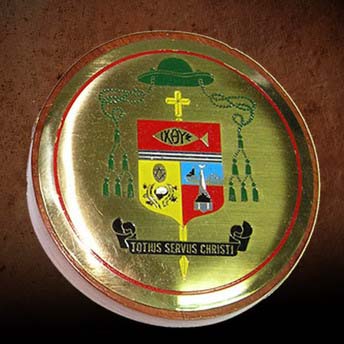 Corporate Giveaways | Paperweights | Glass Etching | Corporate Souvenir ...